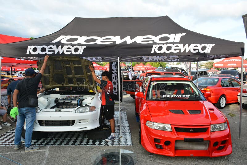 Mitsubishi Lancer Evolution at Bumper To Bumper Car Show in Pasay, Philippines Editorial Image ...