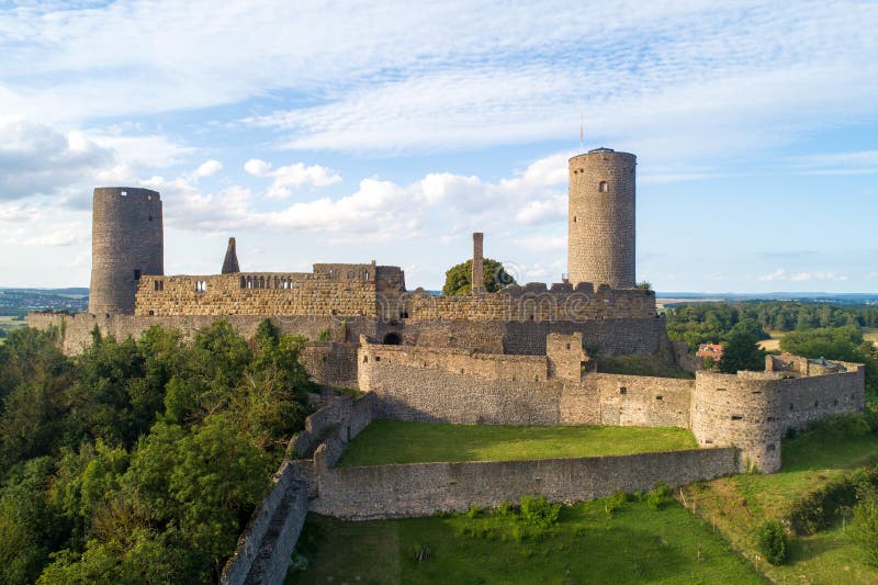 Mittelalterliche Burg Munzenberg in Deutschland Stockfoto - Bild von ... Mittelalterliche Burg Munzenberg in Deutschland Stockfoto - Bild von ...