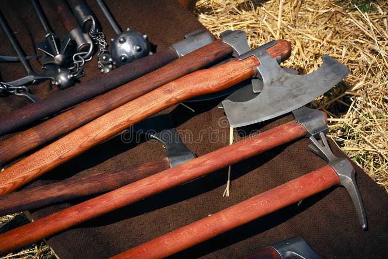 Mittelalterliche Stumpfe Waffen Stockbild - Bild von stumpf, waffe ...