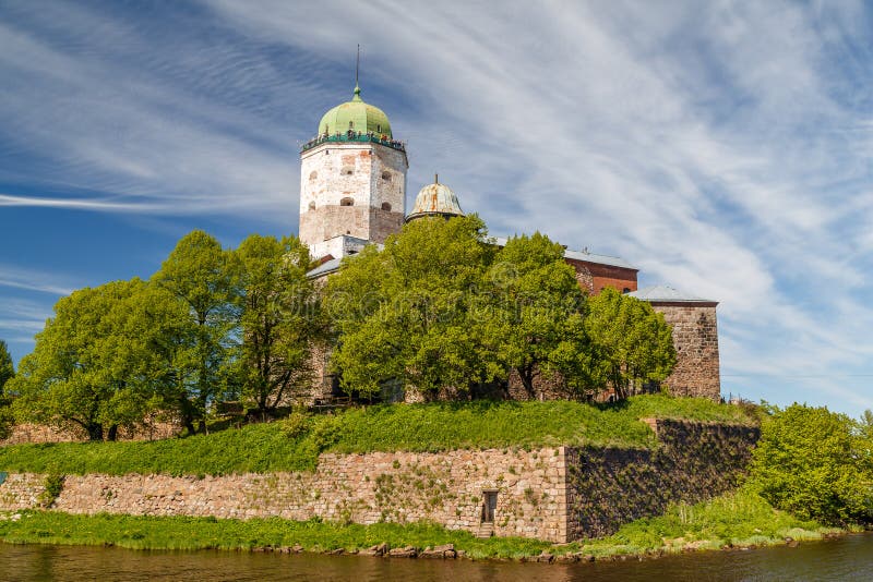 Altes Schloss in Wyborg, Russland Stockfoto - Bild von wolke, granit ...