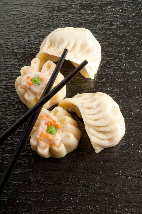 Mix of dimsum stock image. Image of lunch, chinese, chive - 13014511