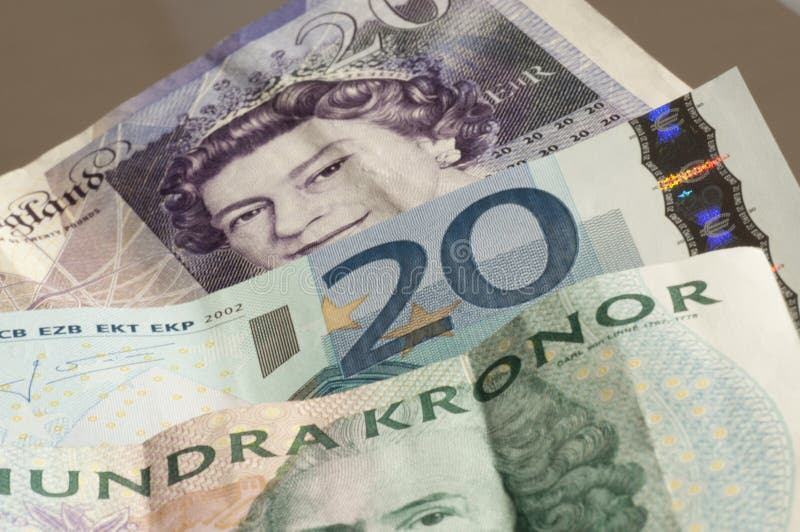 Mixed currency editorial photography. Image of currency - 2136042