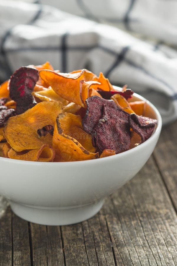 Mixed Fried Vegetable Chips . Stock Image - Image of beetroot, fried ...