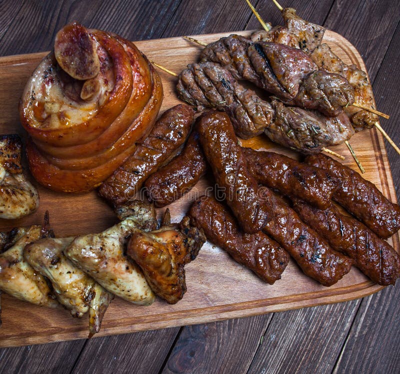 Mixed Grilled Meat Platter. Assorted Delicious Grilled Meat Stock Image ...