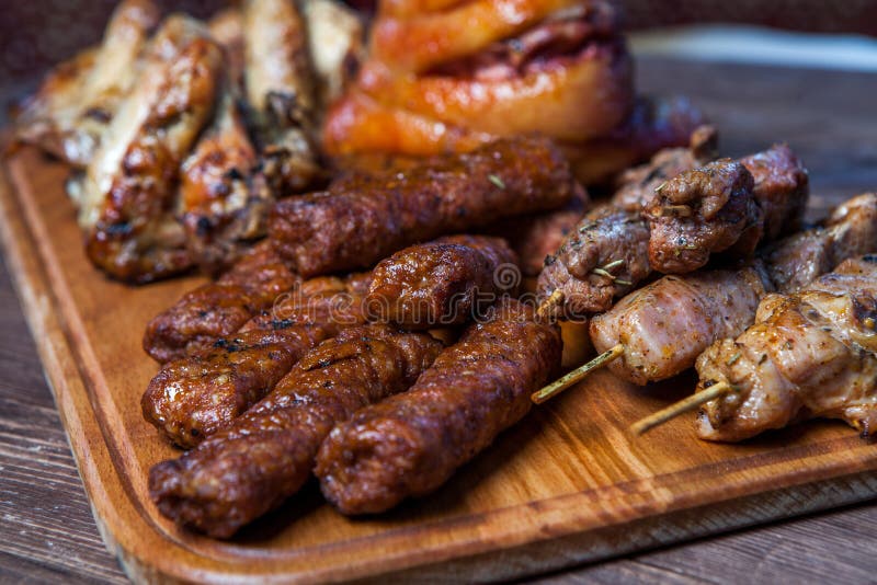 Mixed Grilled Meat Platter. Assorted Delicious Grilled Meat Stock Image ...