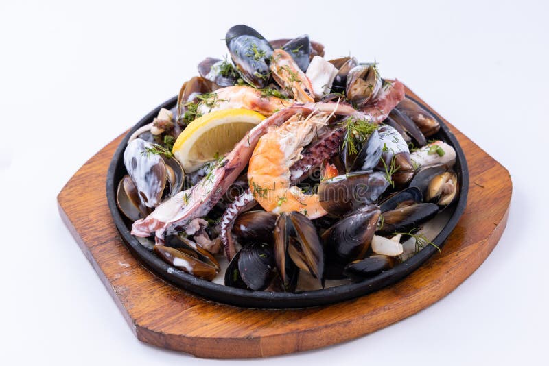 Mixed Seafood Platter. Assorted Sea Food on Plate Stock Photo - Image ...
