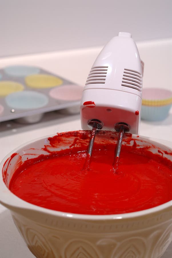 Mixing cake ingredients. stock image. Image of beat, preparation - 83204265