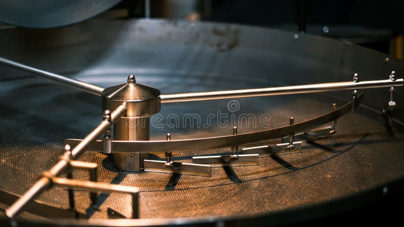 Mixing Roasted Coffee, Machine Coffee Beans, Roasting Machine is ...