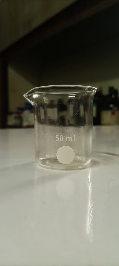50 ml empty small beaker stock image. Image of chemist - 395096551