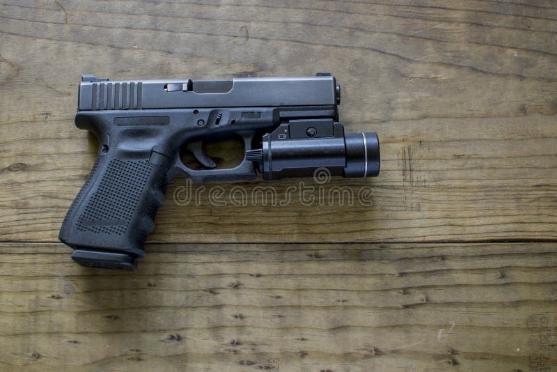 9MM pistool stock foto. Image of pistool, veiligheid - 57712356