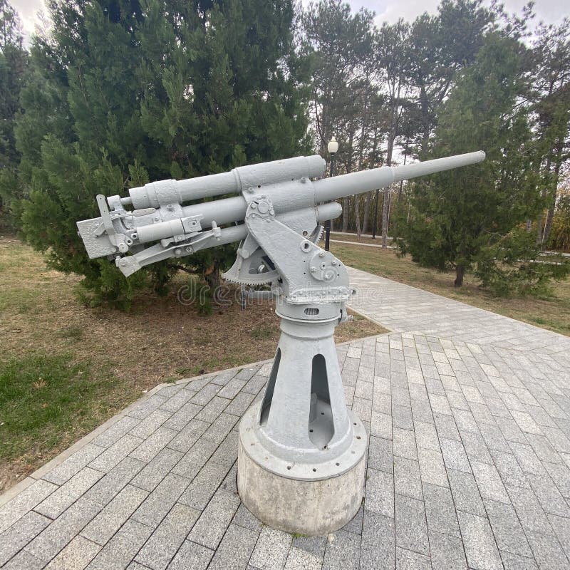 45/46 Mm Semi-automatic Universal Ship Cannon 21-K Model 1934 Stock ...