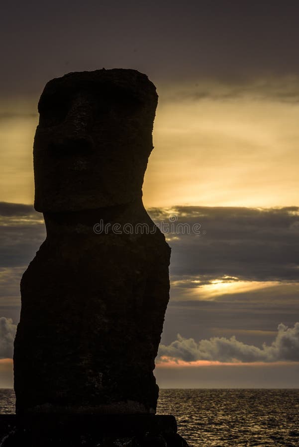 Moai Statues , Easter Island , Chile Stock Photo - Image of national ...