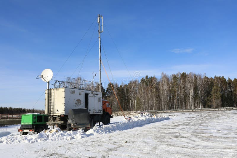 Mobile Base Station,Radio Relay Link Stock Photo - Image of cellular ...