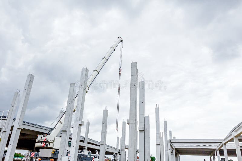 Mobile Crane is Assembly Skeleton of Huge Hall Editorial Photography ...