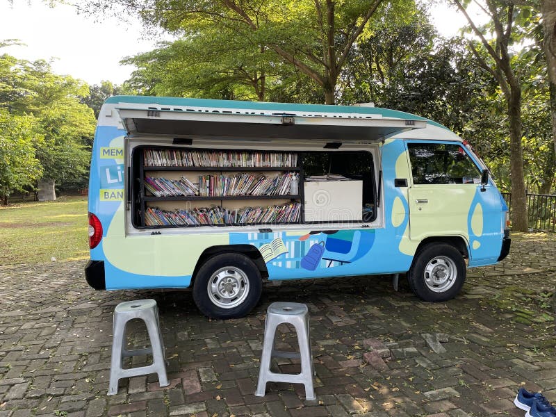 Mobile Library Car. Operational Car Editorial Photo - Image of july ...