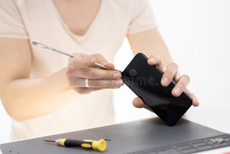 Mobile Phone Chip Repair Process, Battery Replacement and Broken Screen ...