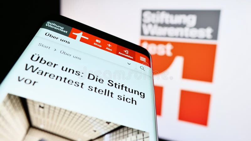 Mobile Phone with Website of German Consumer Oragnization Stiftung ...
