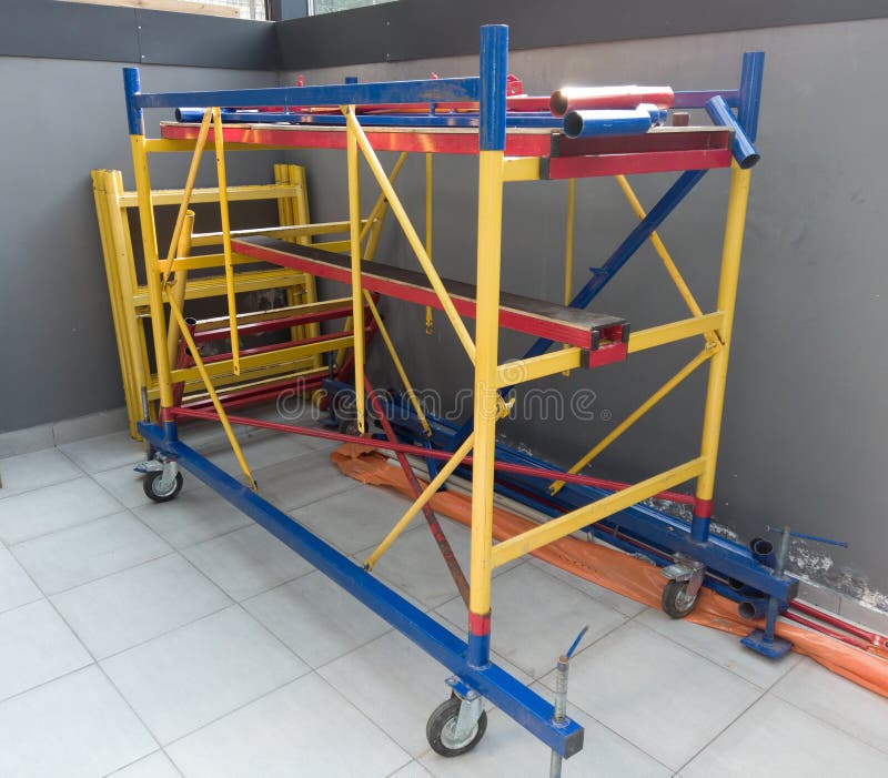 Mobile Scaffolding for Inner Interior and Outdoor Construction Work ...