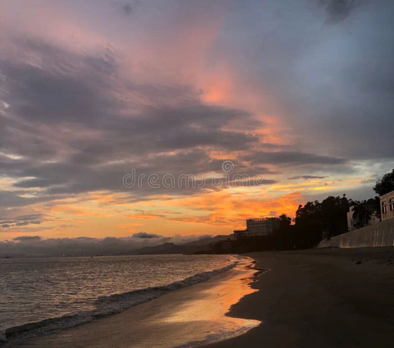 Sunset on the Bay0 stock photo. Image of horizon, sunset - 314788576