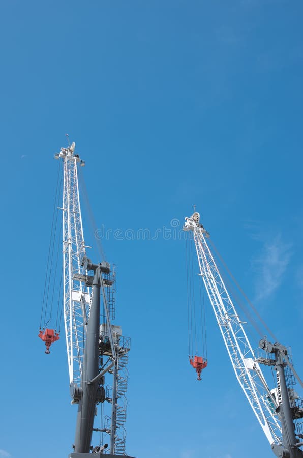 Mobiler Hafenkran Liebherr LHM 180 Redaktionelles Foto - Bild von blau ...