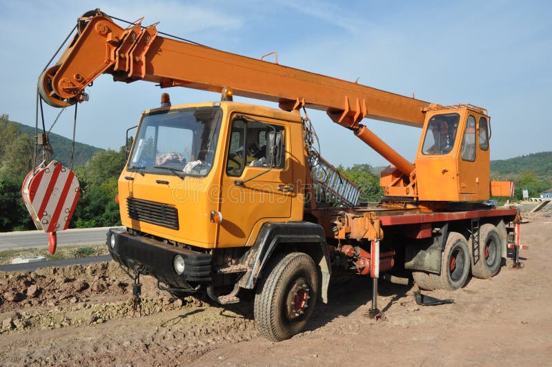 Mobiler Kran stockfoto. Bild von beweglich, eingabe, heber - 54883584