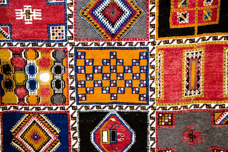 Marocain de tapis photo stock. Image du nordique, ethnique - 9911012