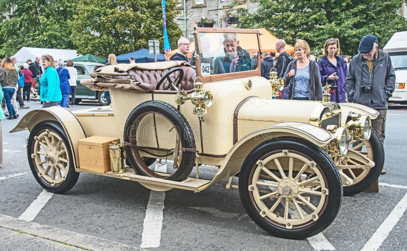 Modèle D'Austin Harrogate 1910 Photo stock éditorial - Image du valable ...