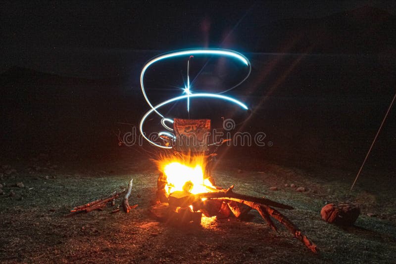Mode Night Photographe, Fire Trip Stock Image - Image of mode, fire ...