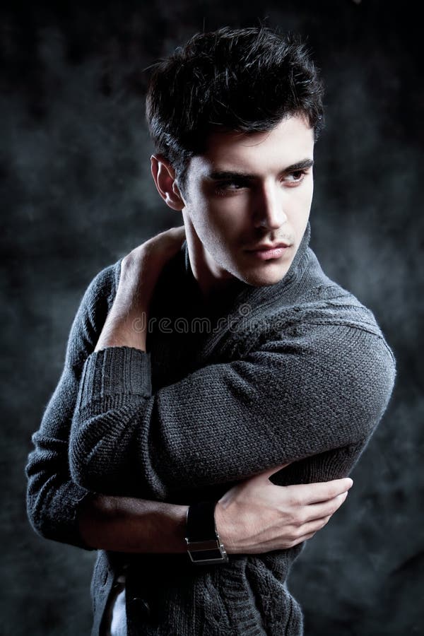 Mode Tirée D'un Homme Macho. Image stock - Image du type, robe: 26897727