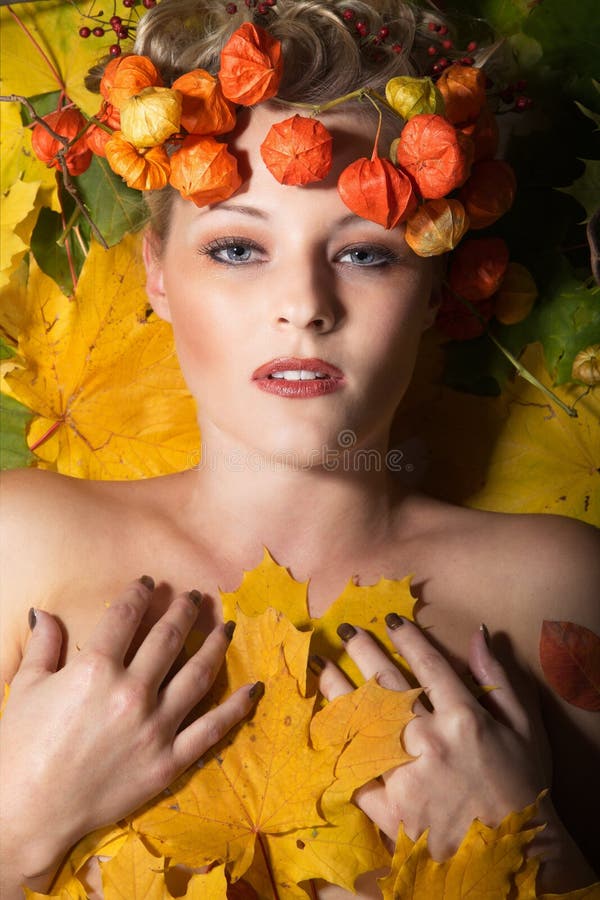 Model in autumn style stock image. Image of lips, eyes - 40009079