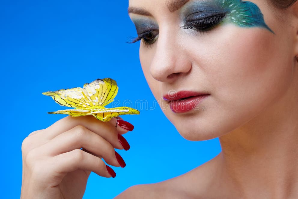 Model with Butterfly Bodyart Stock Photo - Image of elegance, flit ...