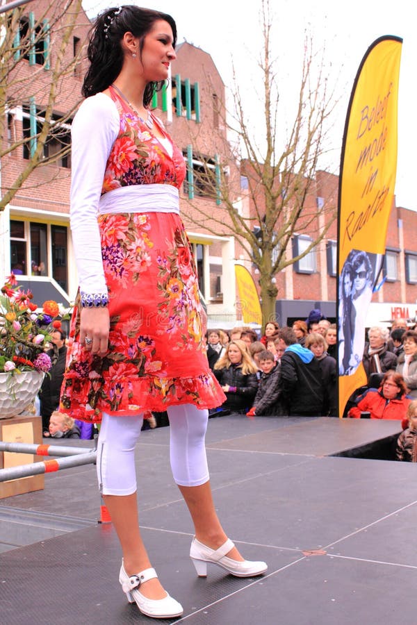 Female Model on the Catwalk Editorial Image - Image of modern, beauty ...