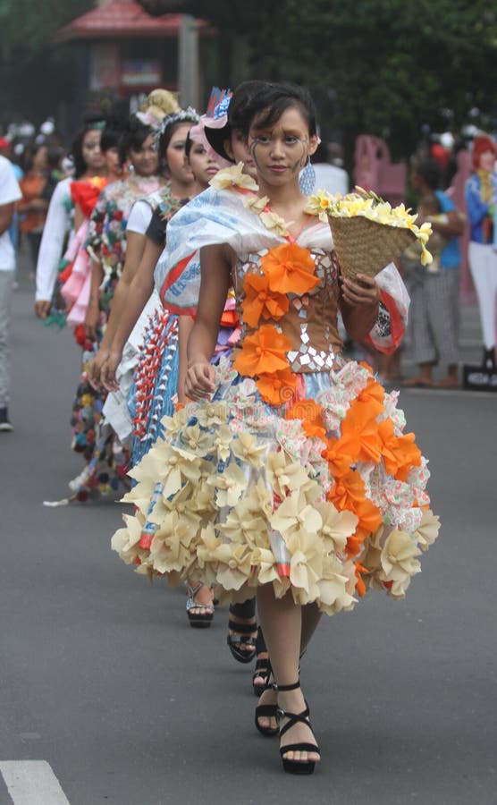 6,280 Dress Solo Stock Photos - Free & Royalty-Free Stock Photos from ...