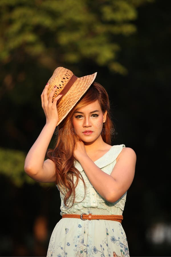 Model Dressing Vintage Style Stock Image - Image of forest, adult: 37078645