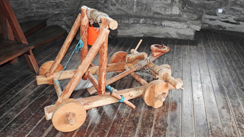 Katapulta Zdjęcia Stock - Pobierz 1,949 Zdjęcia Royalty Free