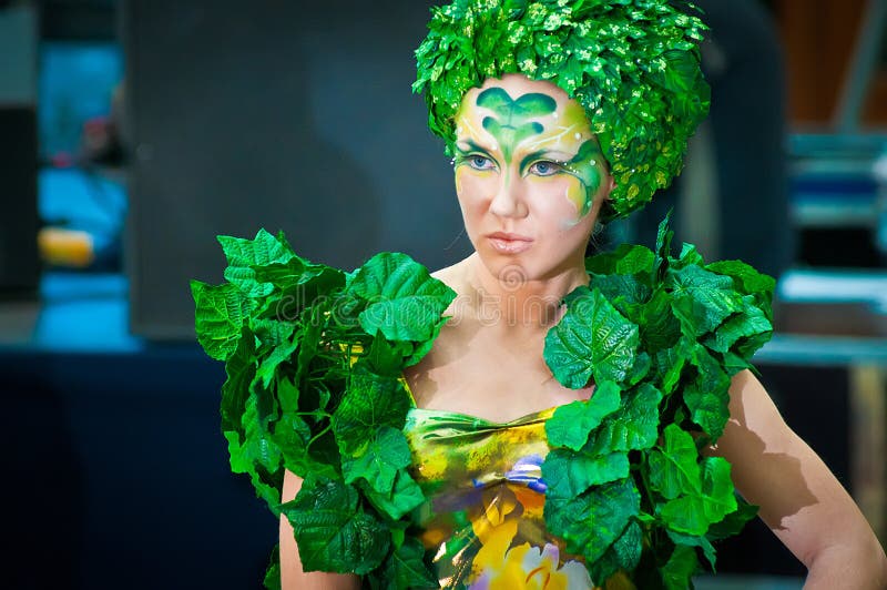 Model in Eco-style Walks the Runway during Editorial Stock Image ...