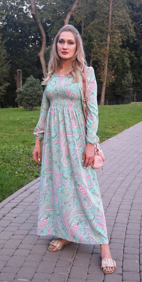 Model girl portrait stock image. Image of glamour, vogue - 289128317