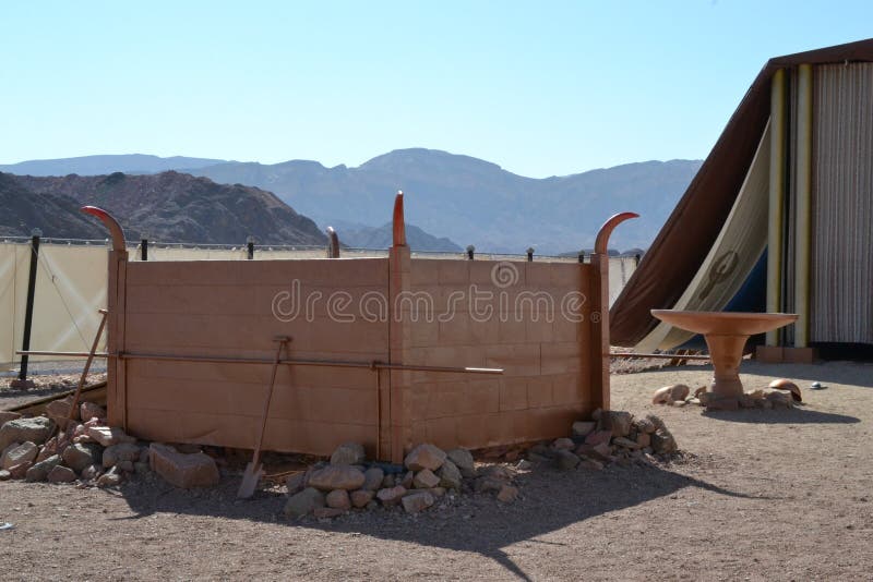 Burnt Offering Altar, Model of Tabernacle, Tent of Meeting in Timna ... Burnt Offering Altar, Model of Tabernacle, Tent of Meeting in Timna ...