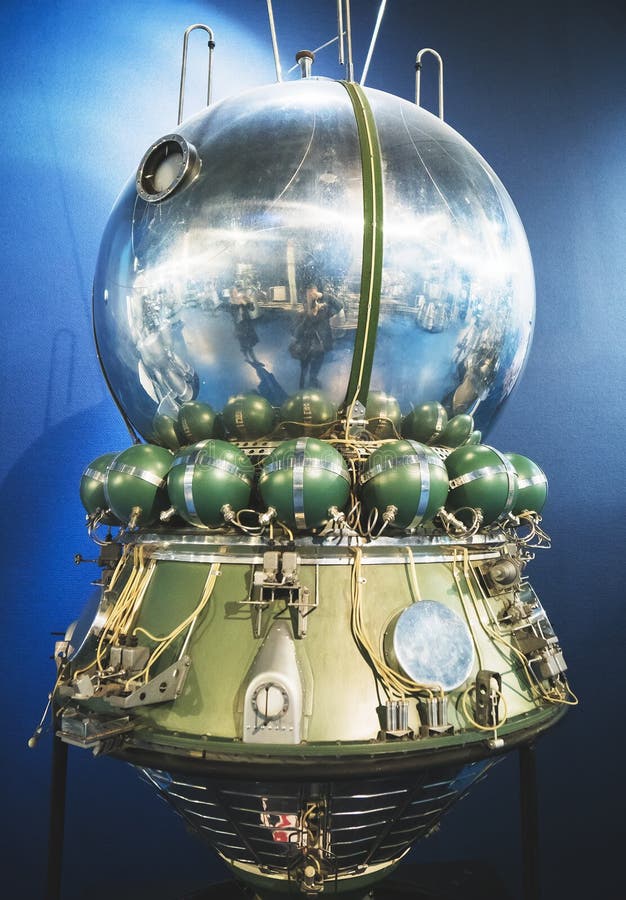 Ruimteschip Vostok Klaar Voor Ruimteodyssee Stock Foto - Afbeelding ...