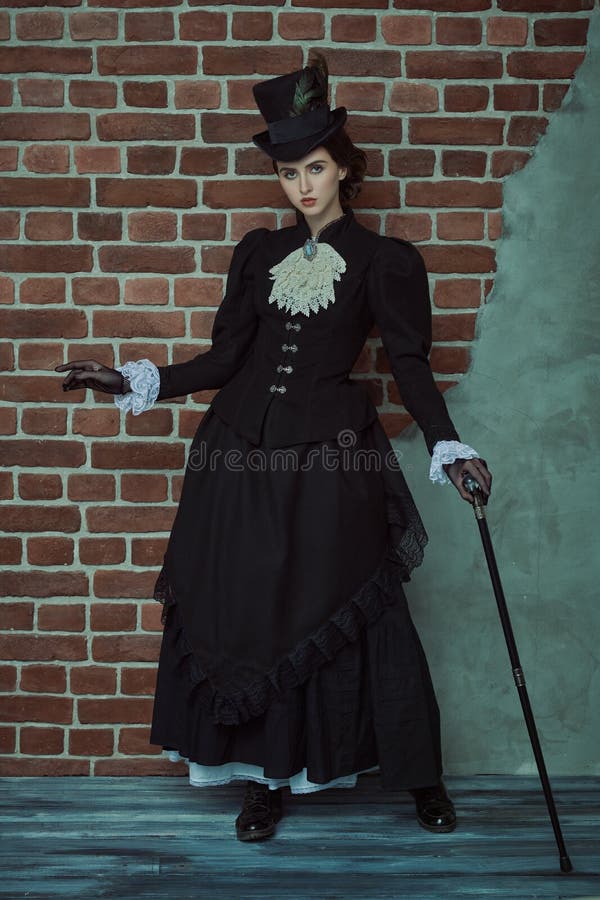 Model in victorian costume стоковое фото. изображение насчитывающей ...