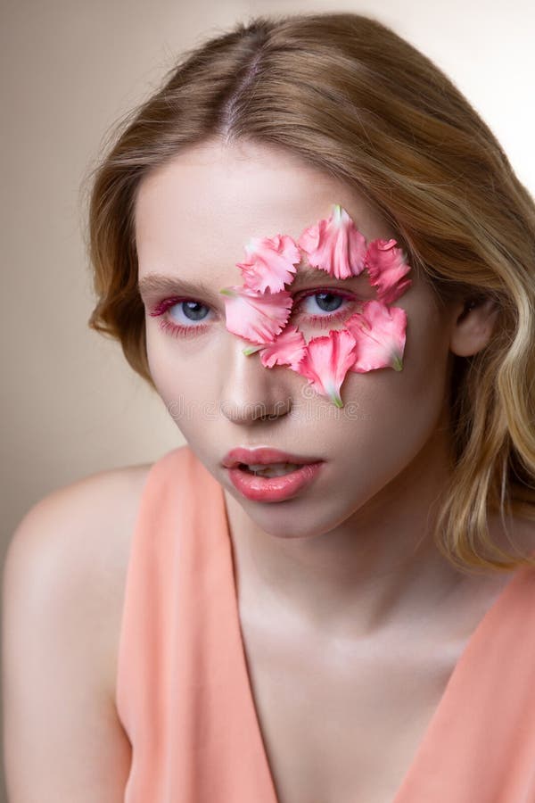 Professional Model Working Showing Poses with Petals on Face Stock ...