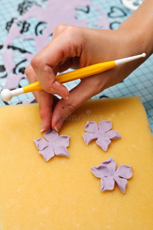 Modelling fondant flowers stock photo. Image of yellow - 26314906
