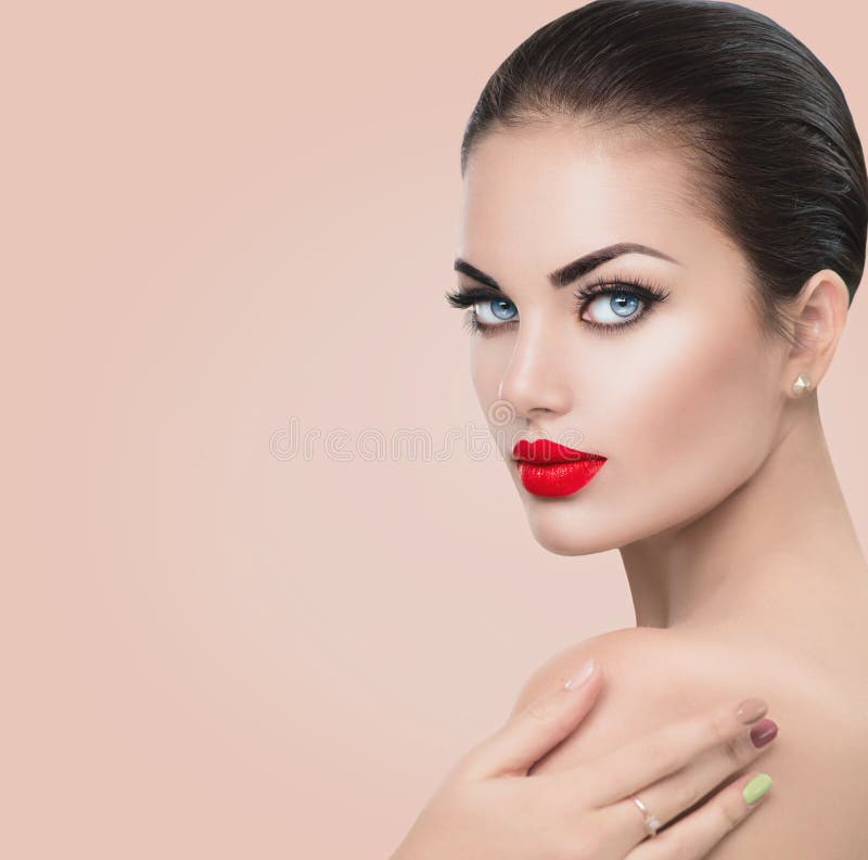 Modello Di Moda Woman Di Bellezza Immagine Stock - Immagine di sano ...