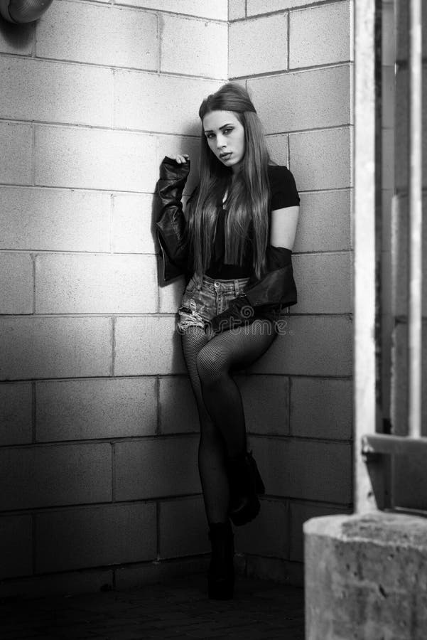 Modelo foto de stock. Imagem de italiano, modelo, menina - 92349102