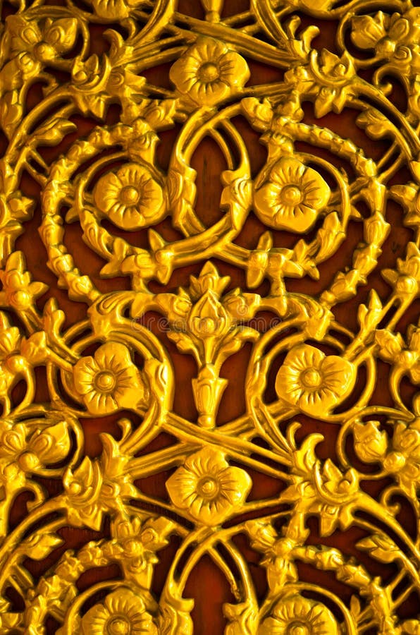 Modelo De Flor De Oro En La Puerta Foto de archivo - Imagen de adorne ...