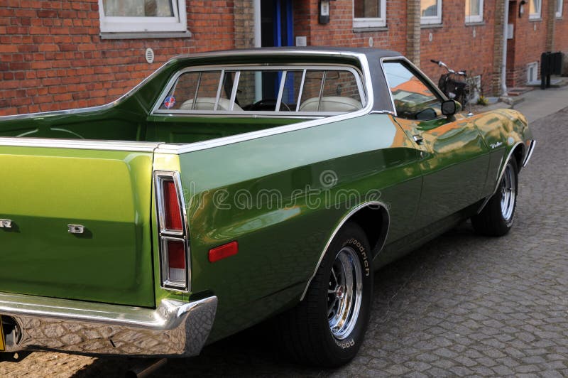 MODELO DEL RANCHERO DE IC FORD DE LA CLASE Foto de archivo editorial ...