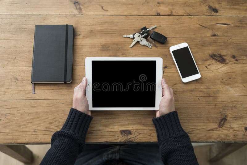 Modelo do PC da tabuleta foto de stock. Imagem de madeira - 87395856