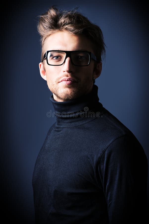 Hombre imponente foto de archivo. Imagen de individuo - 53244728