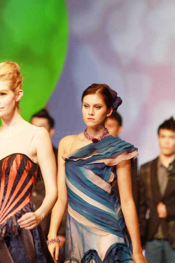 Models Walk the Runway Finale at the Fashion Show 27 Aug 2011 Editorial ...