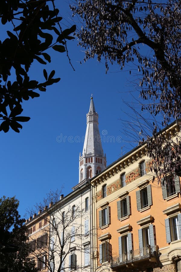 Modena, Campanile Di Ghirlandina, Emilia Romagna, Italia Fotografia ...